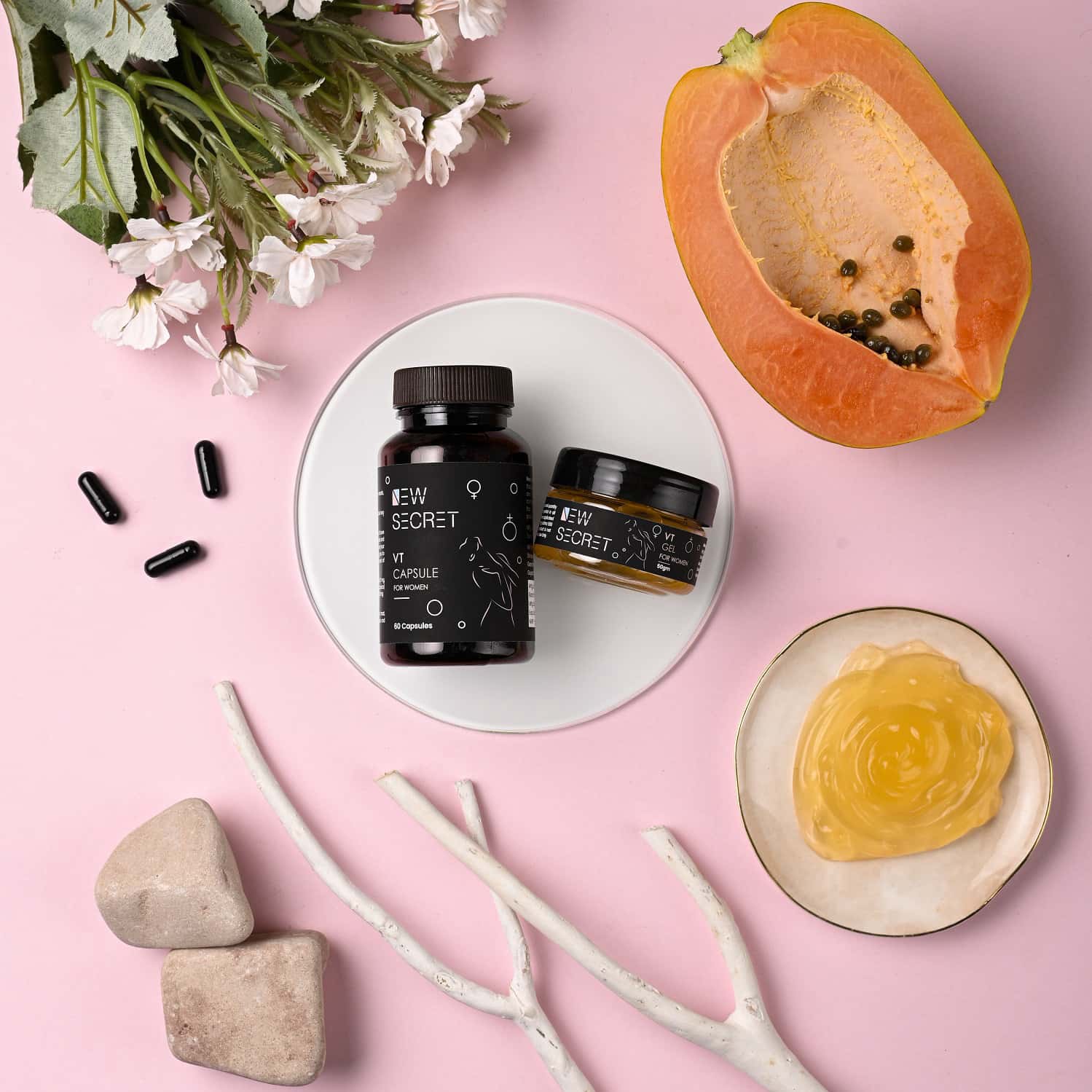 Buy VT COMBO (60 CAPSULES+50 GM GEL) - FOR WOMEN INTIMATE TIGHTENING ...