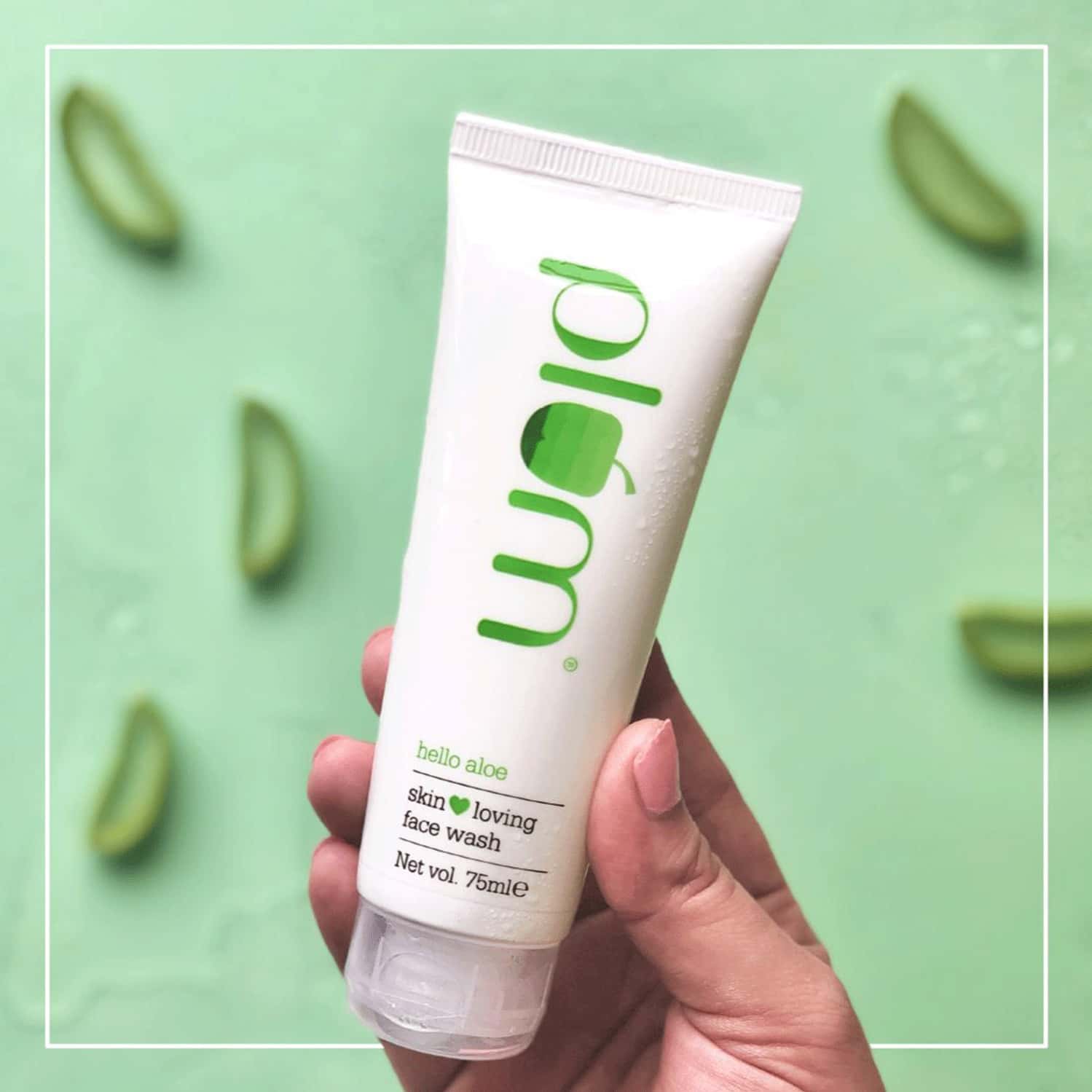 Buy PLUM HELLO ALOE SKIN LOVING FACE WASH - 75 ML Online & Get Upto 60% ...